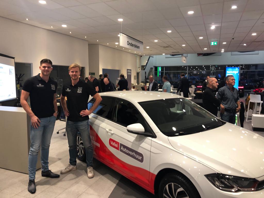 Nieuwe auto's van Vallei Auto Groep - VoCASA Topvolleybal Nijmegen